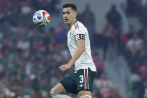 Selección Mexicana: ¿Quién Podría Sustituir A César Montes Ante Corea ...
